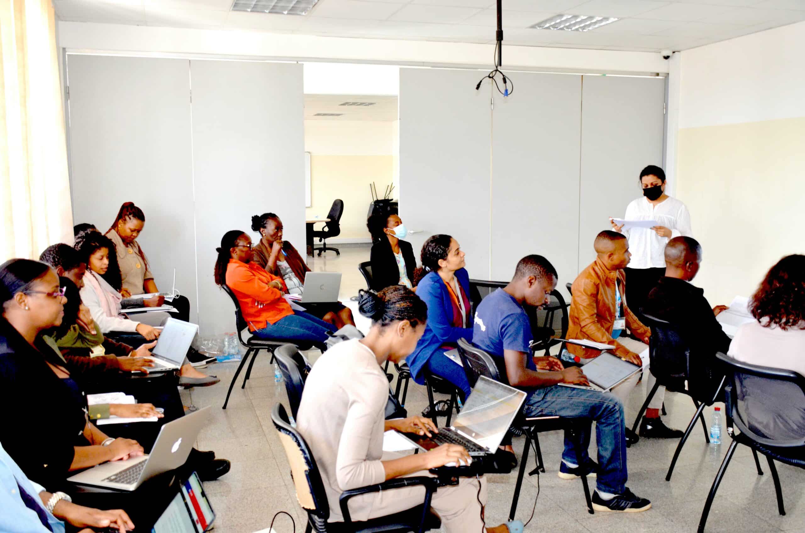 Técnicos do INS na cidade de Maputo capacitados em matéria de ...