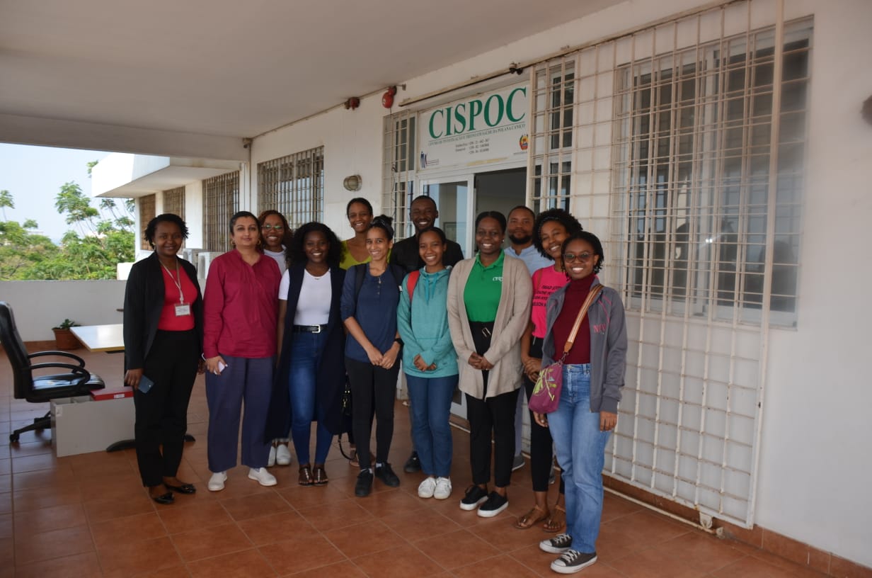 Estudantes de medicina visitam Delegação Provincial do INS na Cidade de ...