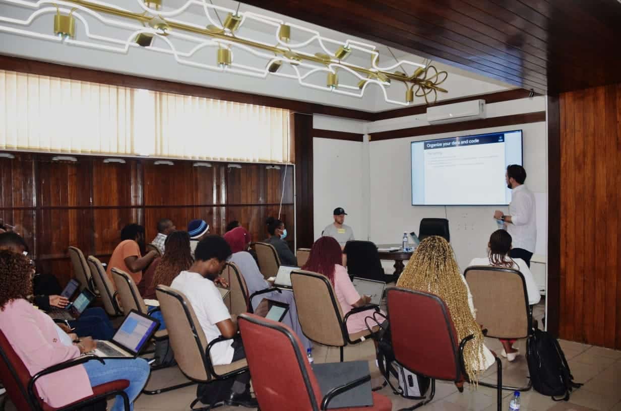 Delegação do INS na cidade de Maputo promove formação em Bioinformática ...